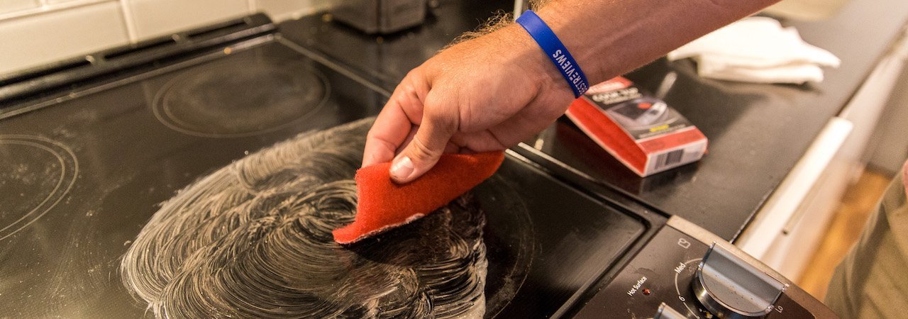 5 Best Stove Cleaners - Dec. 2022 - BestReviews